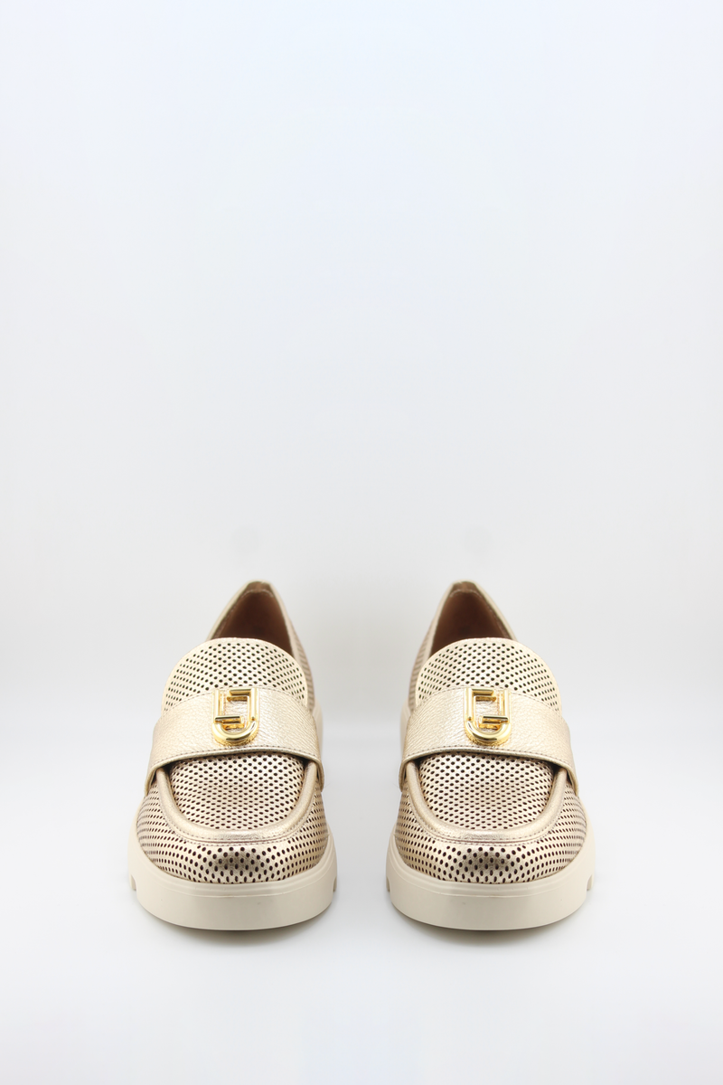Luz da lua Perforated Chunky Sole Loafer – Nivel Shoes